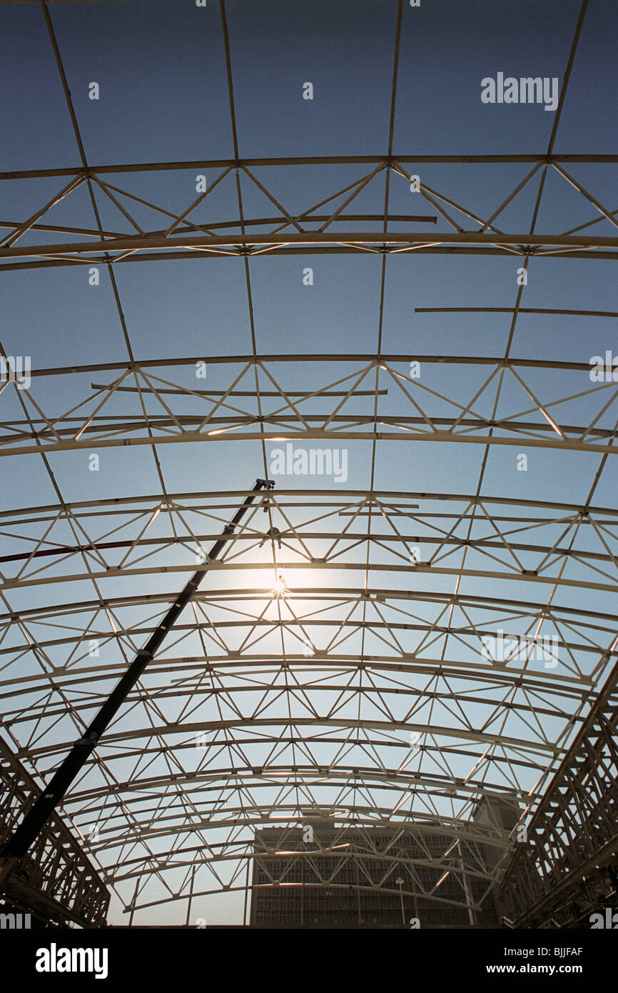 Structural steel beams hi-res stock photography and images - Alamy