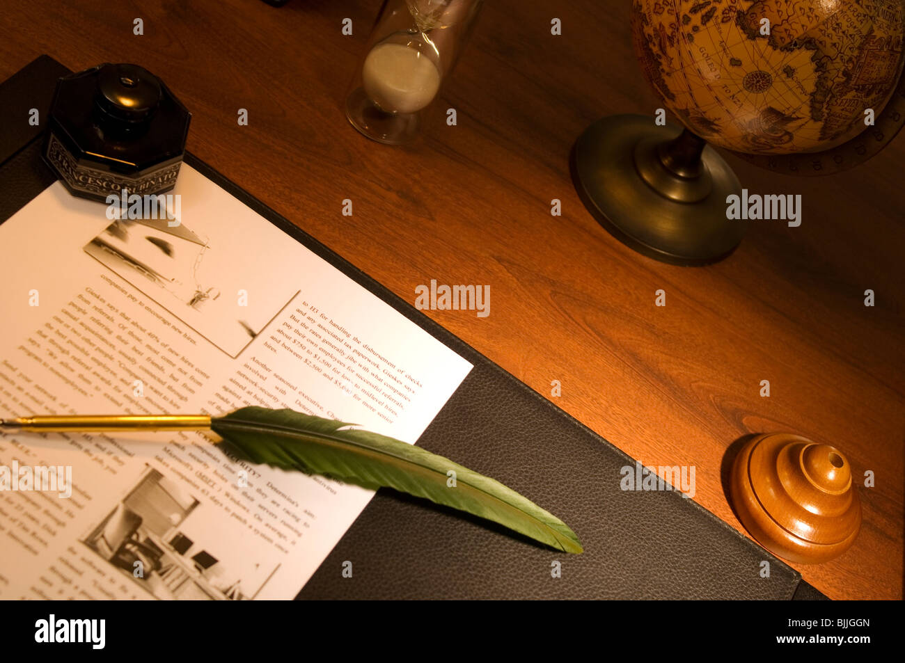 Ink Pot And Quill Pen High Resolution Stock Photography and Images - Alamy