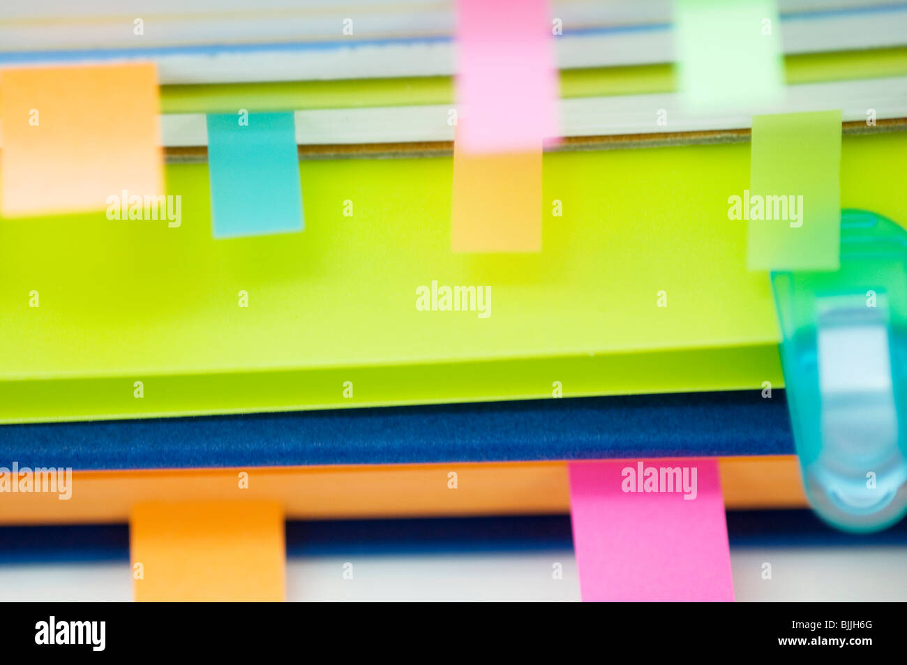 Folders tabs hi-res stock photography and images - Alamy