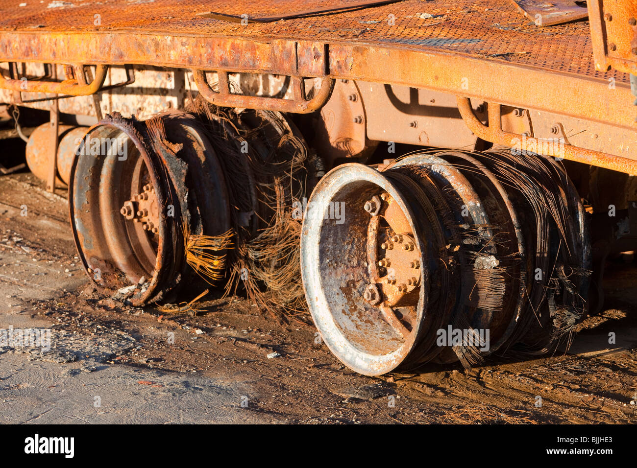 Destroyed Lorry Stock Photos & Destroyed Lorry Stock Images - Alamy
