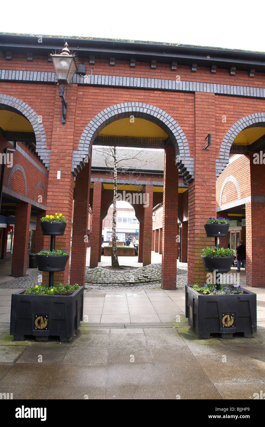 Crewe victoria shopping centre hi-res stock photography and images - Alamy