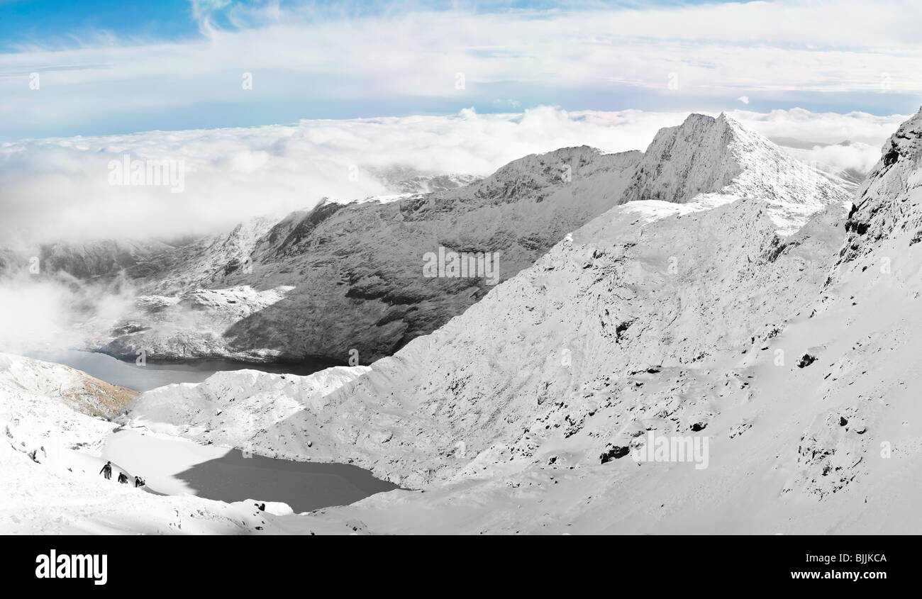 View from the top of mount snowdon hi-res stock photography and images ...