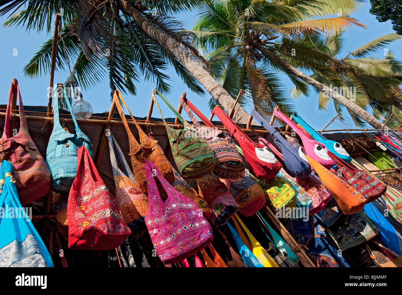 Bags shop shopping souvenirs hi-res stock photography and images - Alamy