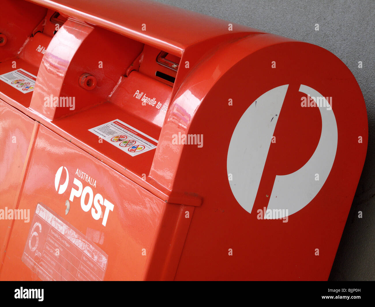 Australian post red post box hi-res stock photography and images - Alamy