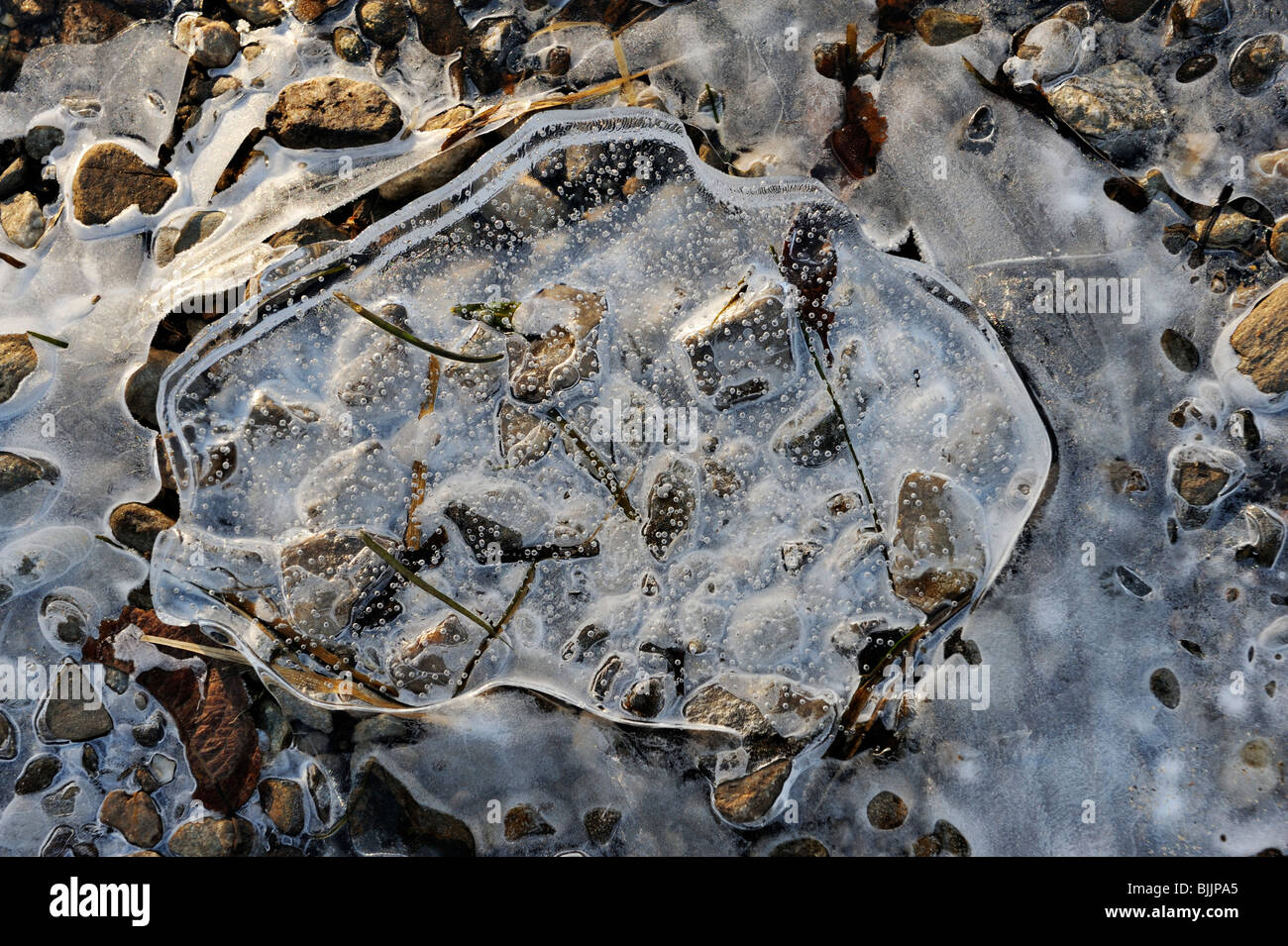 Icy lake texture hi-res stock photography and images - Alamy