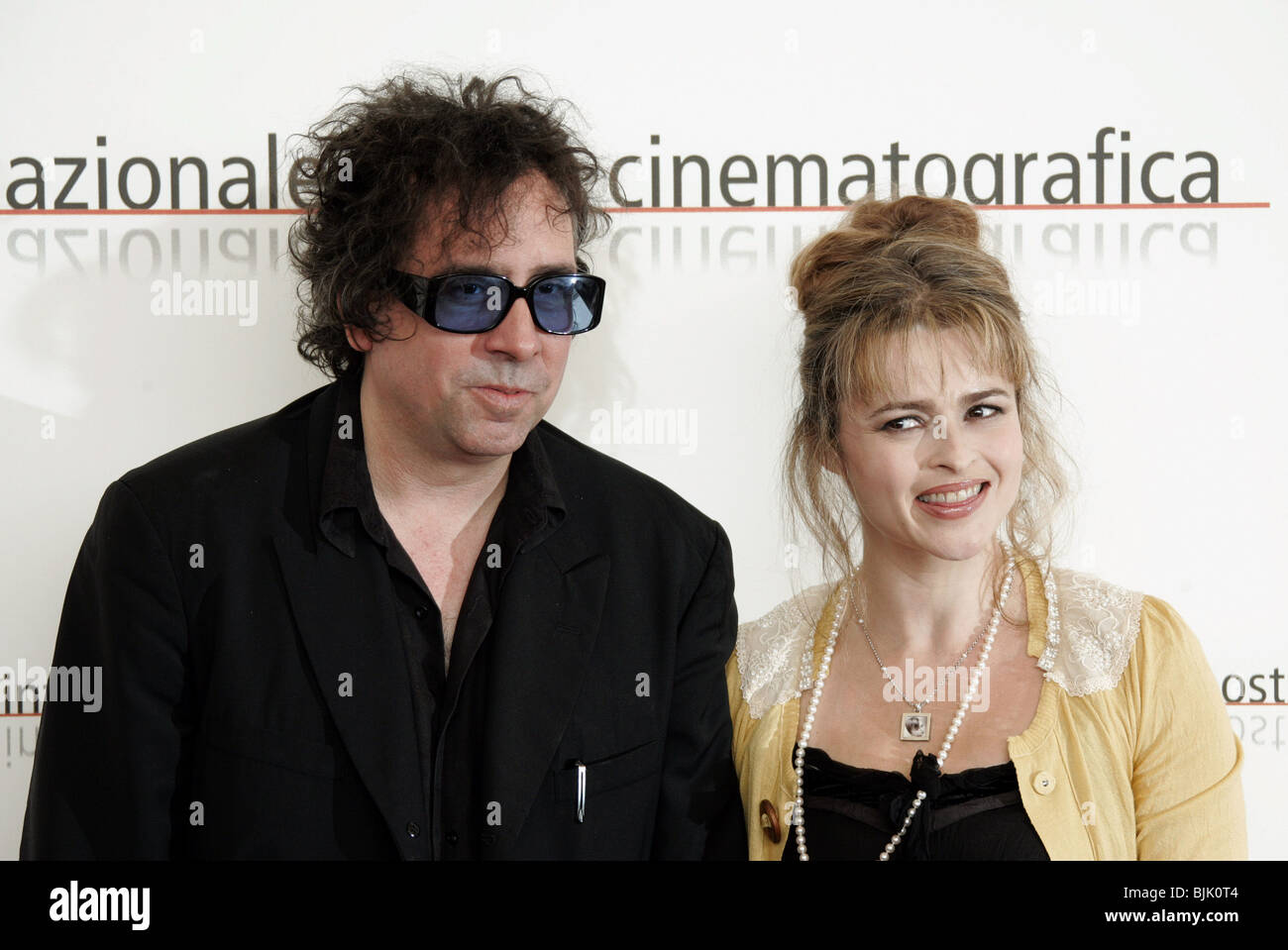 TIM BURTON & HELENA BOHAM CARTER TIM BURTON'S CORPSE BRIDE PHO CASINO ...