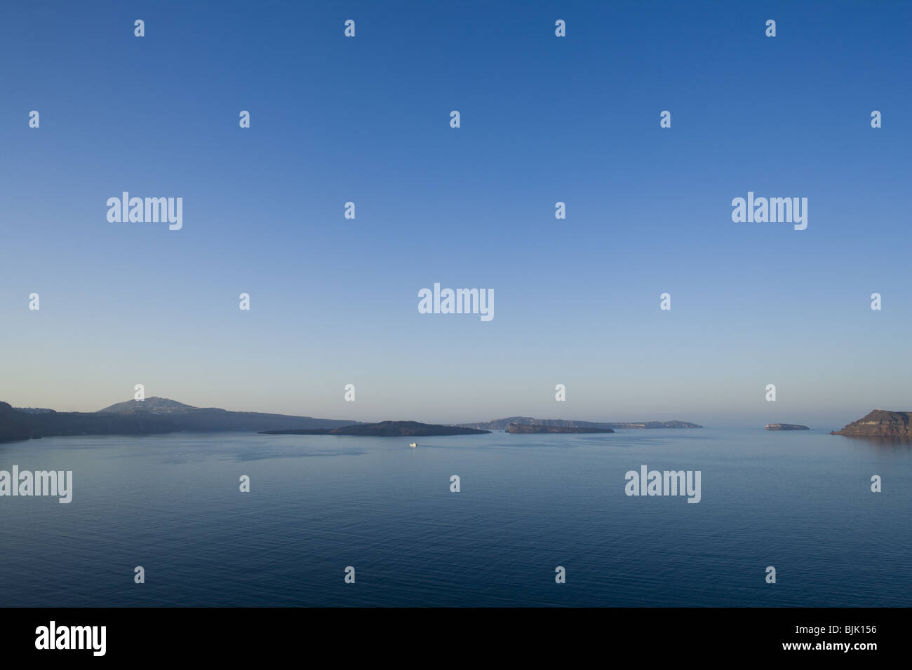 Stock images of ships hi-res stock photography and images - Alamy