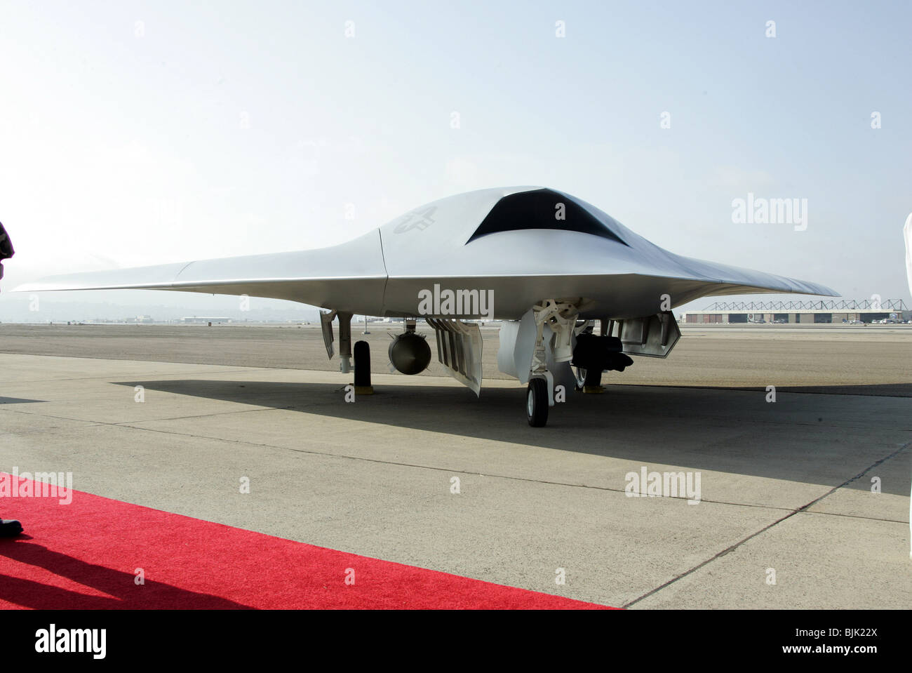 STEALTH PLANE FROM THE FILM STEALTH WORLD PREMIERE NAVEL AIR STATION ...