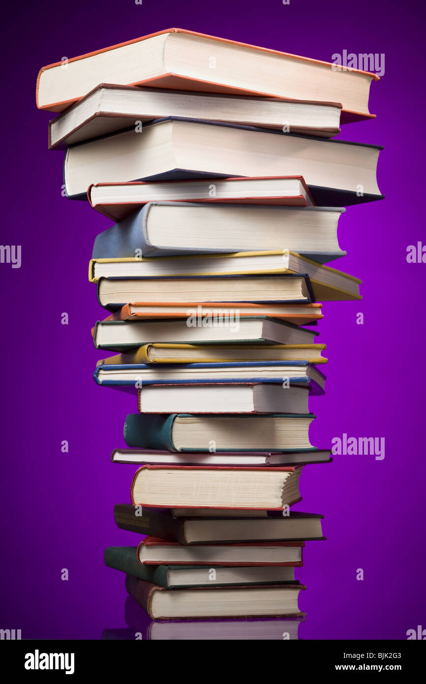 Pile of books photographs hi-res stock photography and images - Alamy