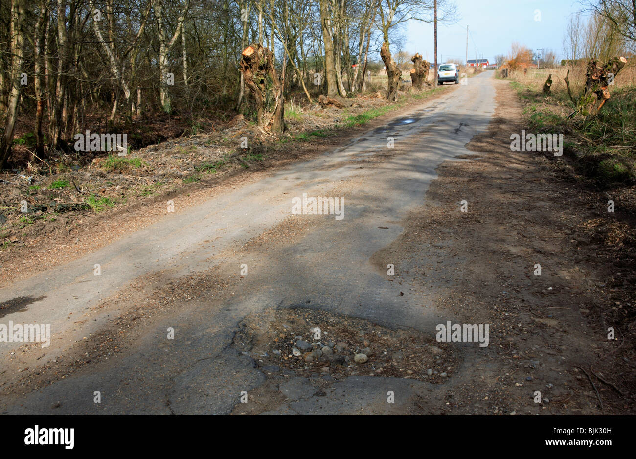 Unsafe road surface hi-res stock photography and images - Alamy