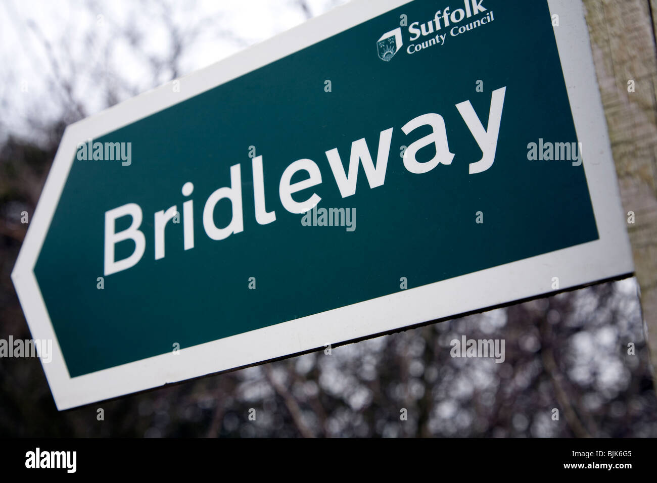 Bridleway sign Suffolk County Council Stock Photo - Alamy