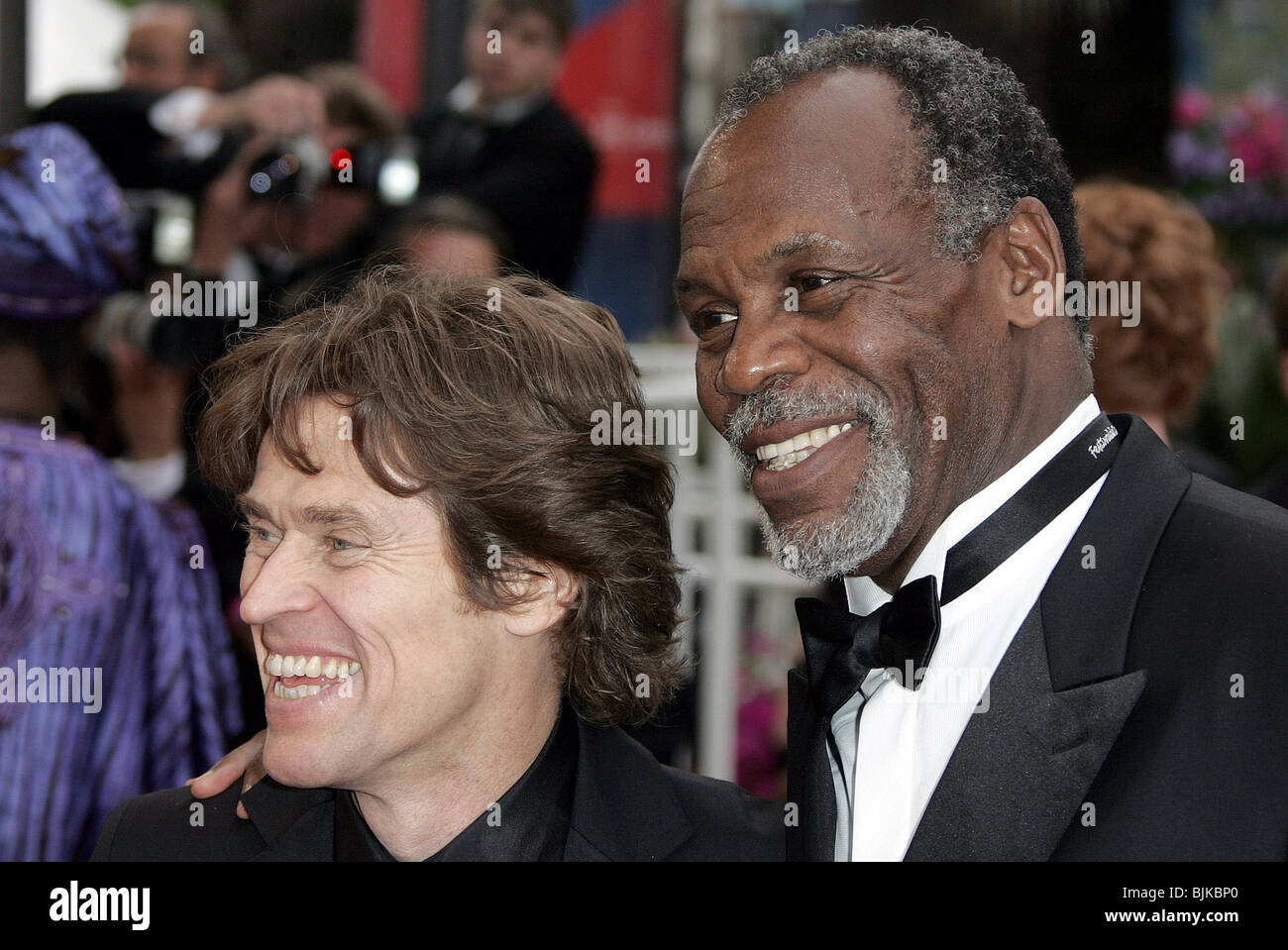 WILLEM DAFOE & DANNY GLOVER CANNES FILM FESTIVAL 2005 CANNES FRANCE 16 ...