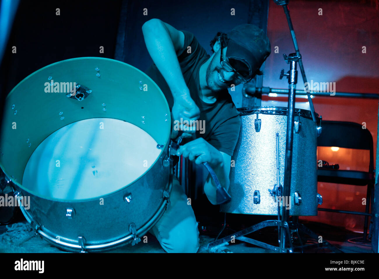 Setting up drum kit hi-res stock photography and images - Alamy