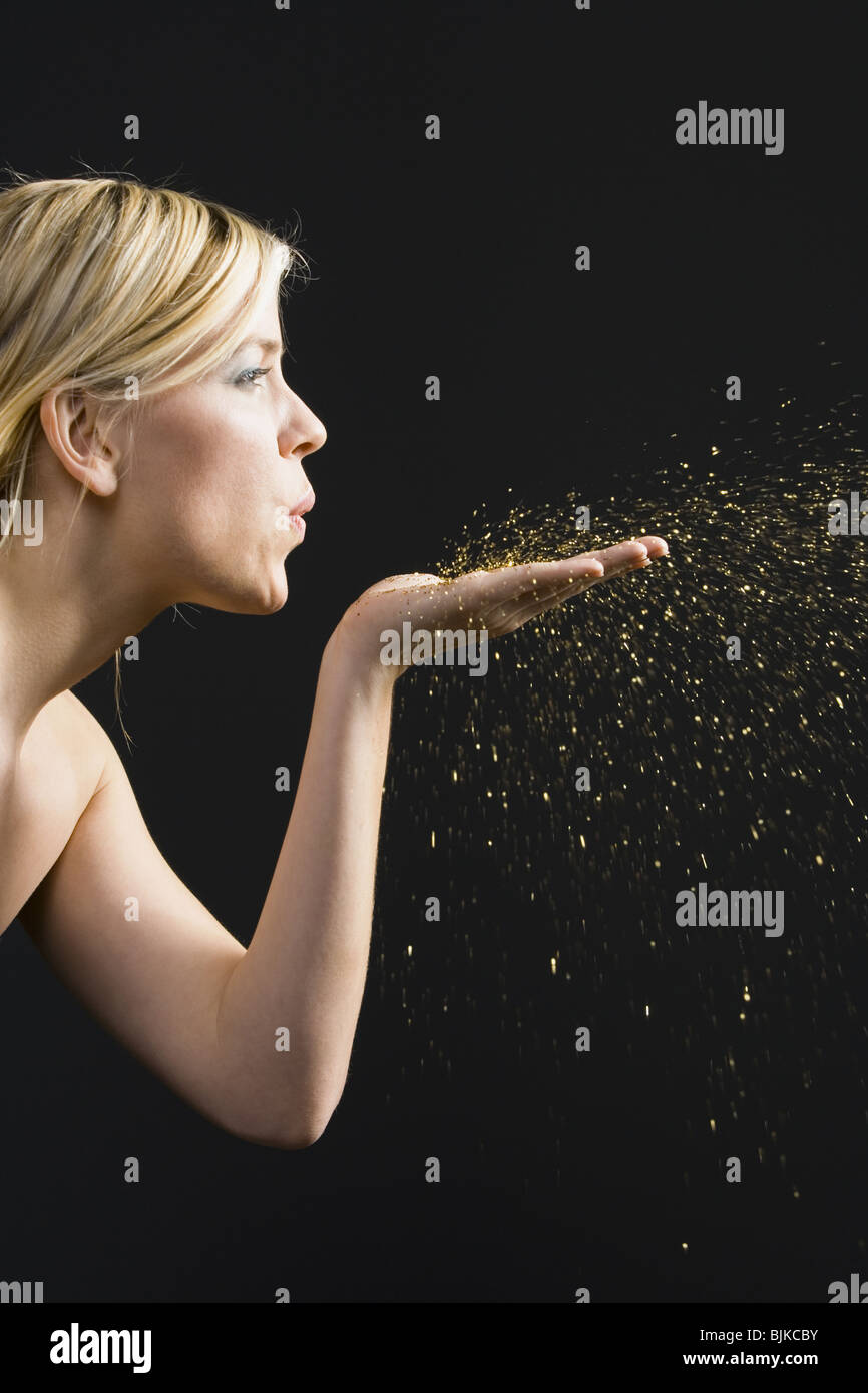 Gold dust hi-res stock photography and images - Alamy