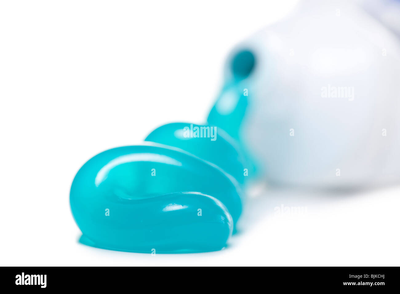 Toothpaste spilling out of tube Stock Photo - Alamy