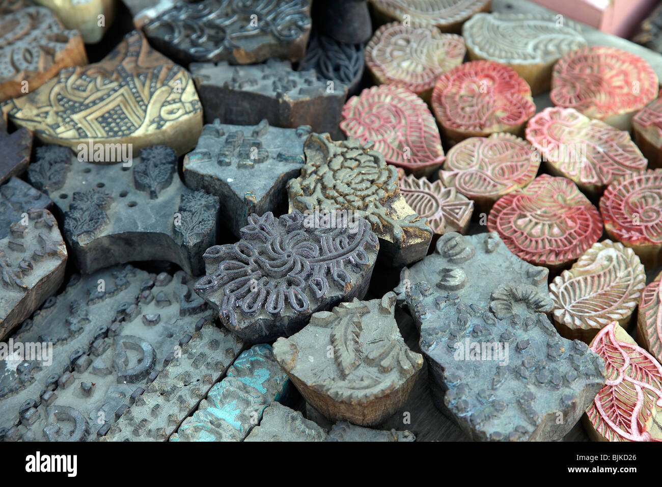 Textile printing blocks hi-res stock photography and images - Alamy