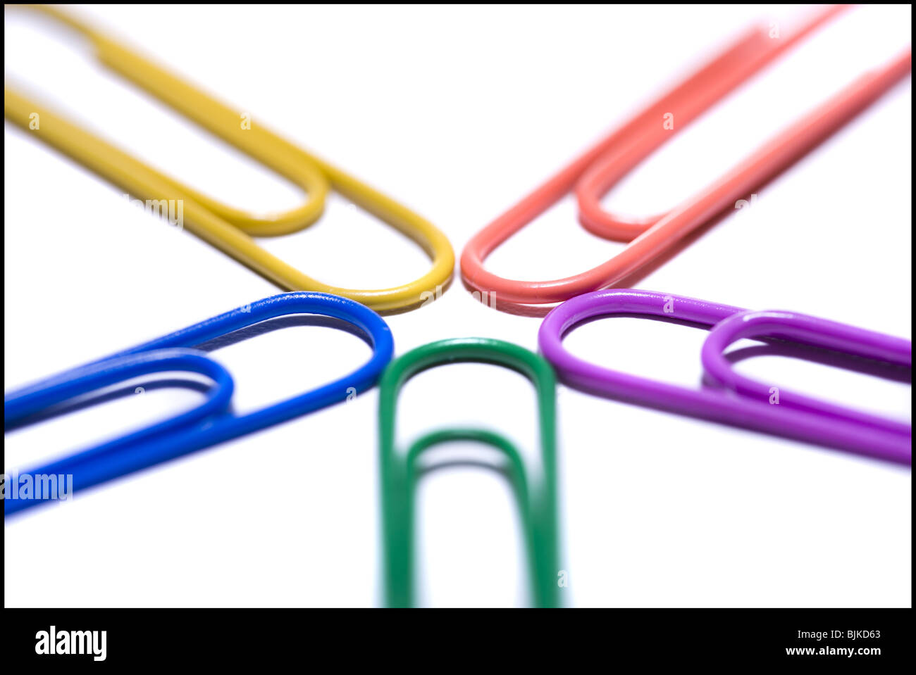 Multicoloured paperclips hi-res stock photography and images - Alamy