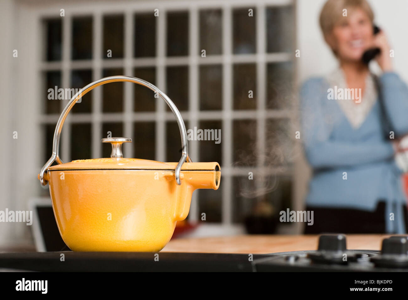 Steaming kitchens hi-res stock photography and images - Alamy