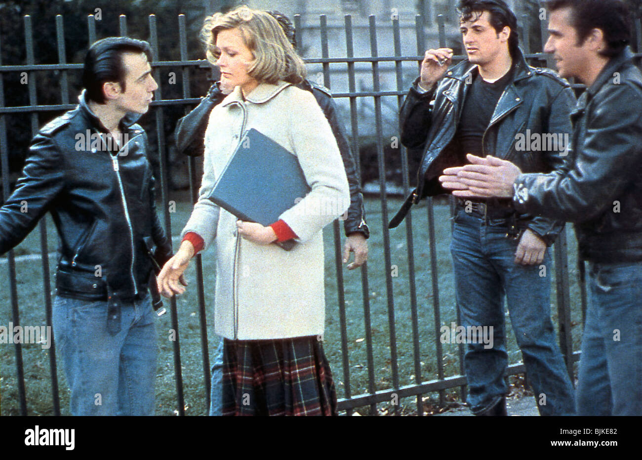 LORDS OF FLATBUSH (1974) PAUL MACE, SYLVESTER STALLONE, HENRY WINKLER ...