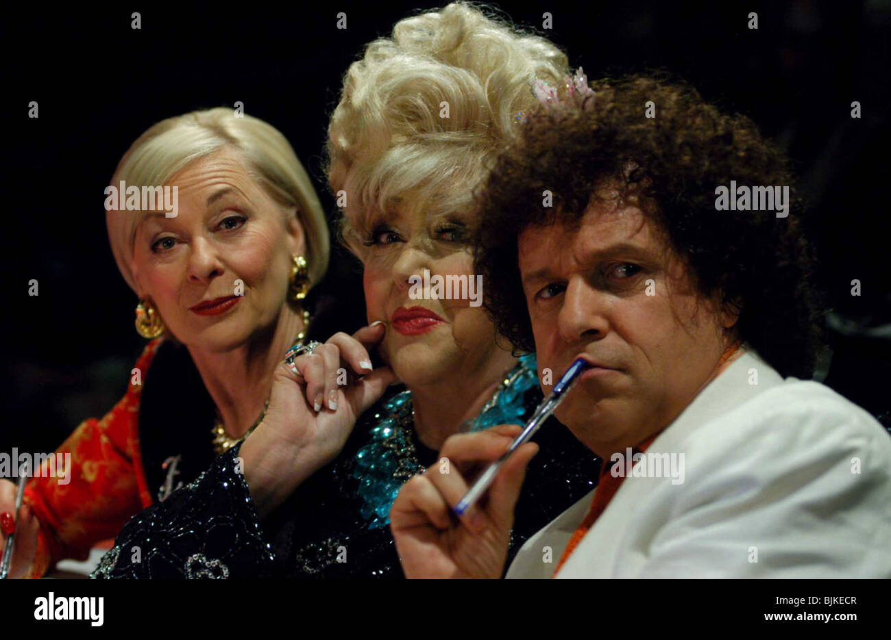 RAZZLE DAZZLE: A JOURNEY INTO DANCE (2007) DARREN ASHTON (DIR) 001 ...