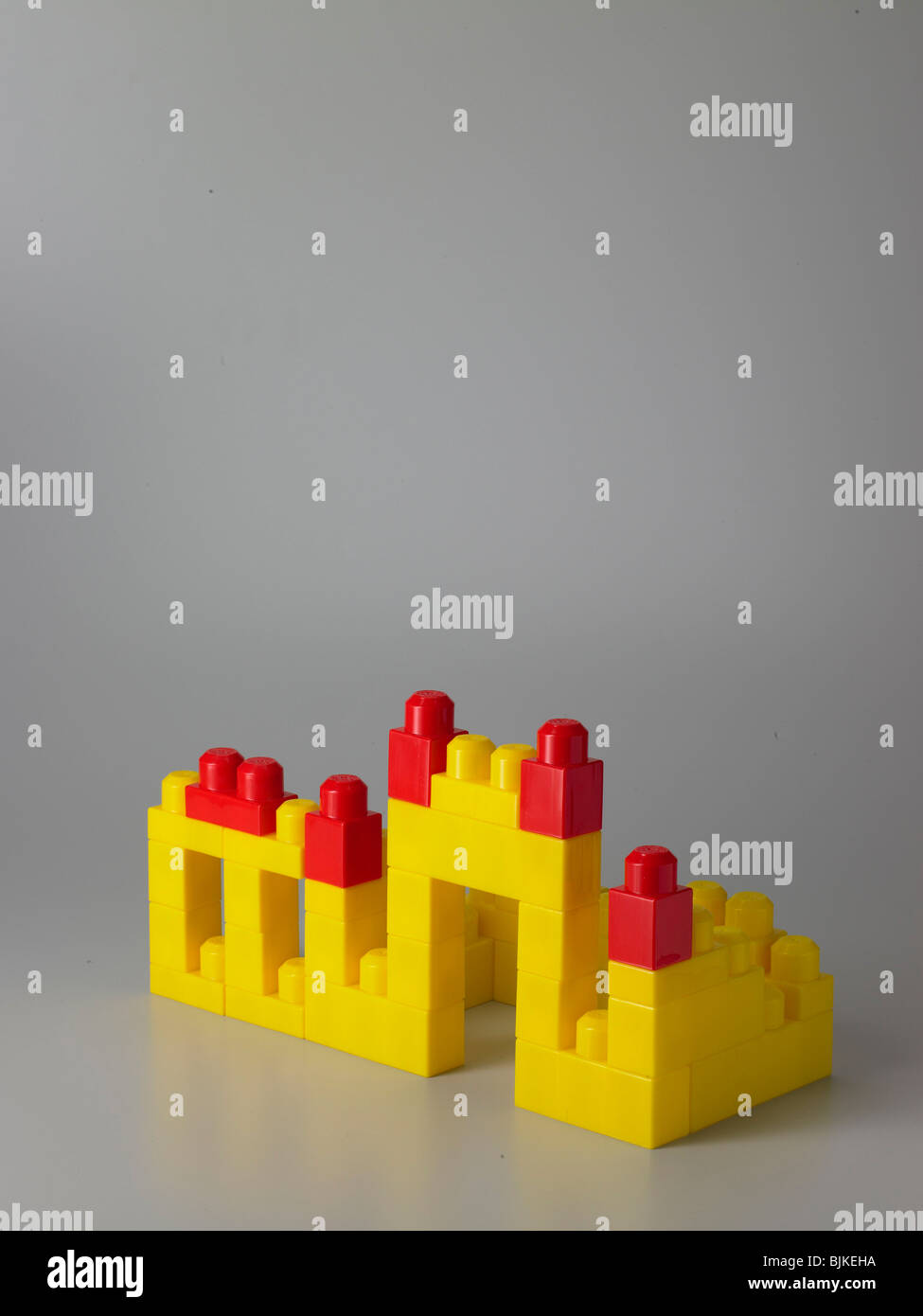 Building block wall toy hi-res stock photography and images - Alamy