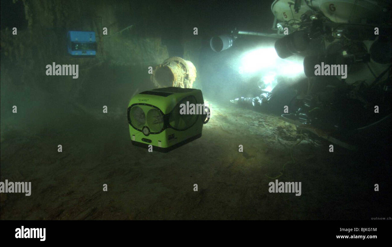 Ghosts of abyss hi-res stock photography and images - Alamy