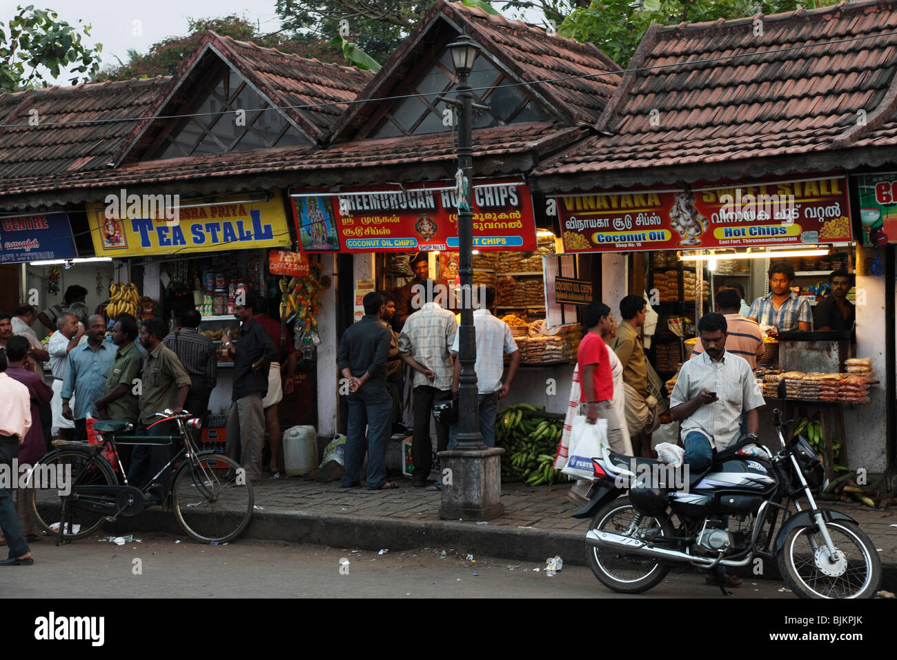Stalls, East Fort, Trivandrum, Thiruvananthapuram, Kerala state, India ...