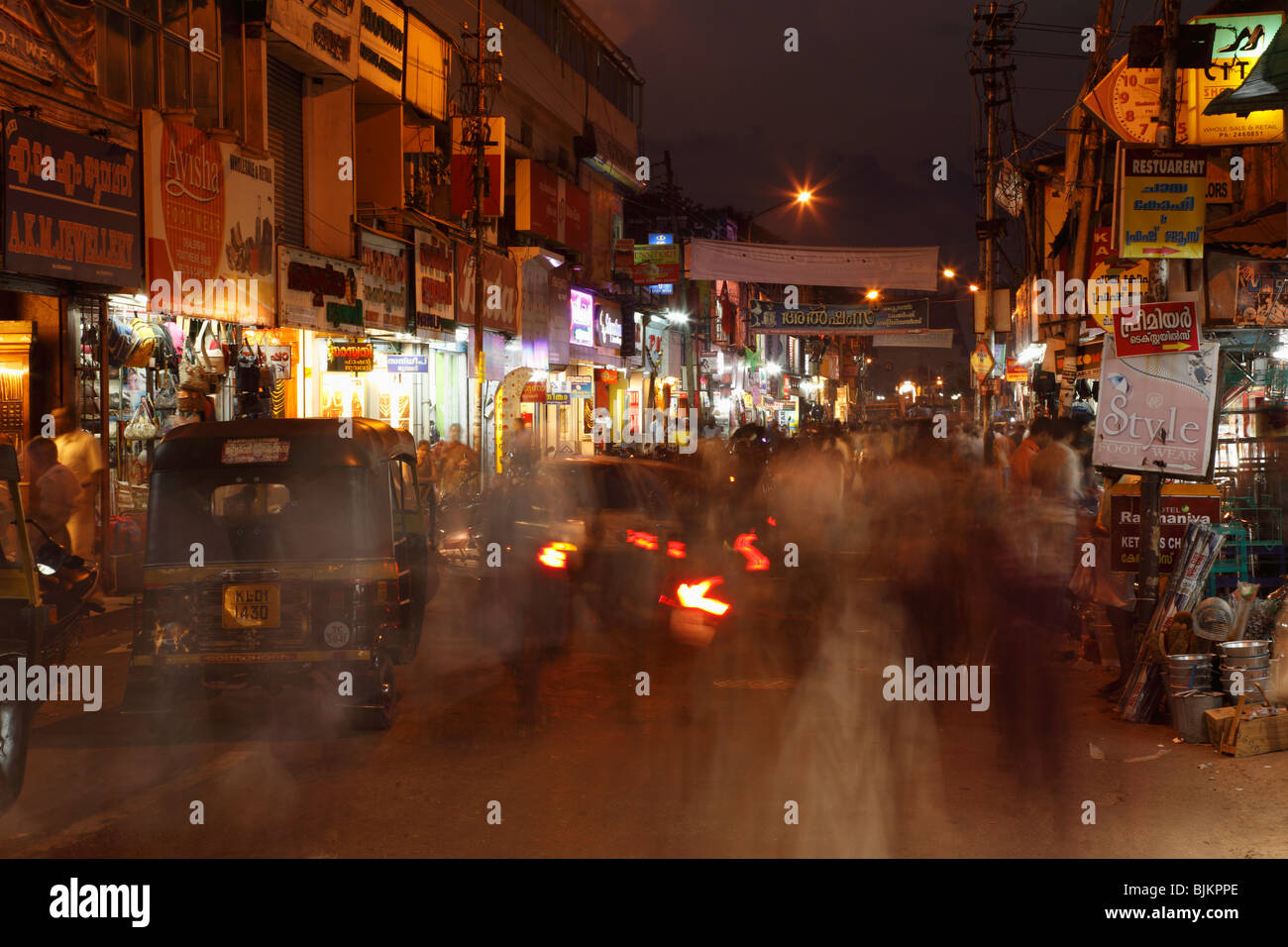 Kerala chalai bazaar hi-res stock photography and images - Alamy