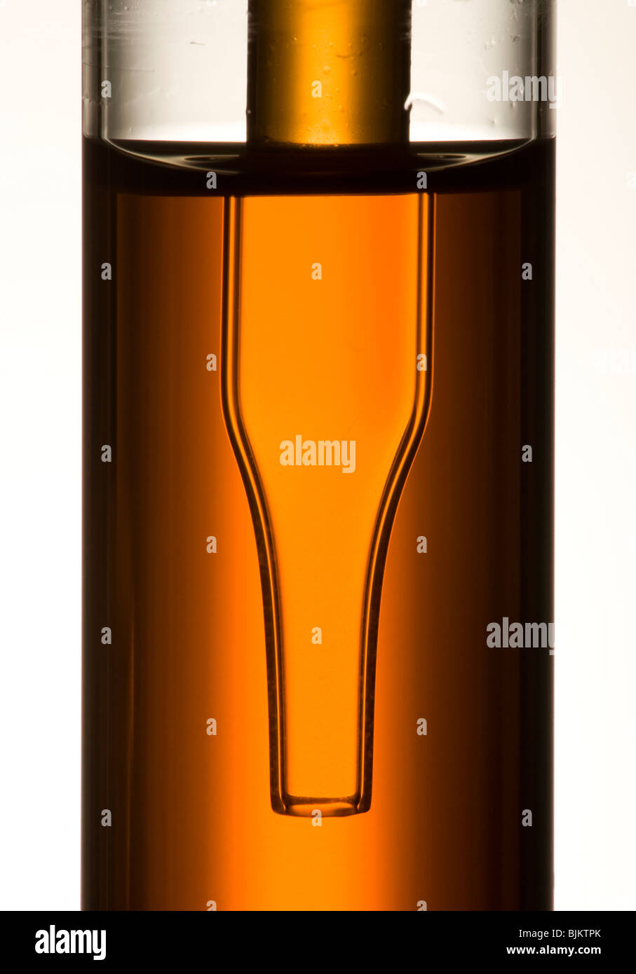 Test tube dye hi-res stock photography and images - Alamy