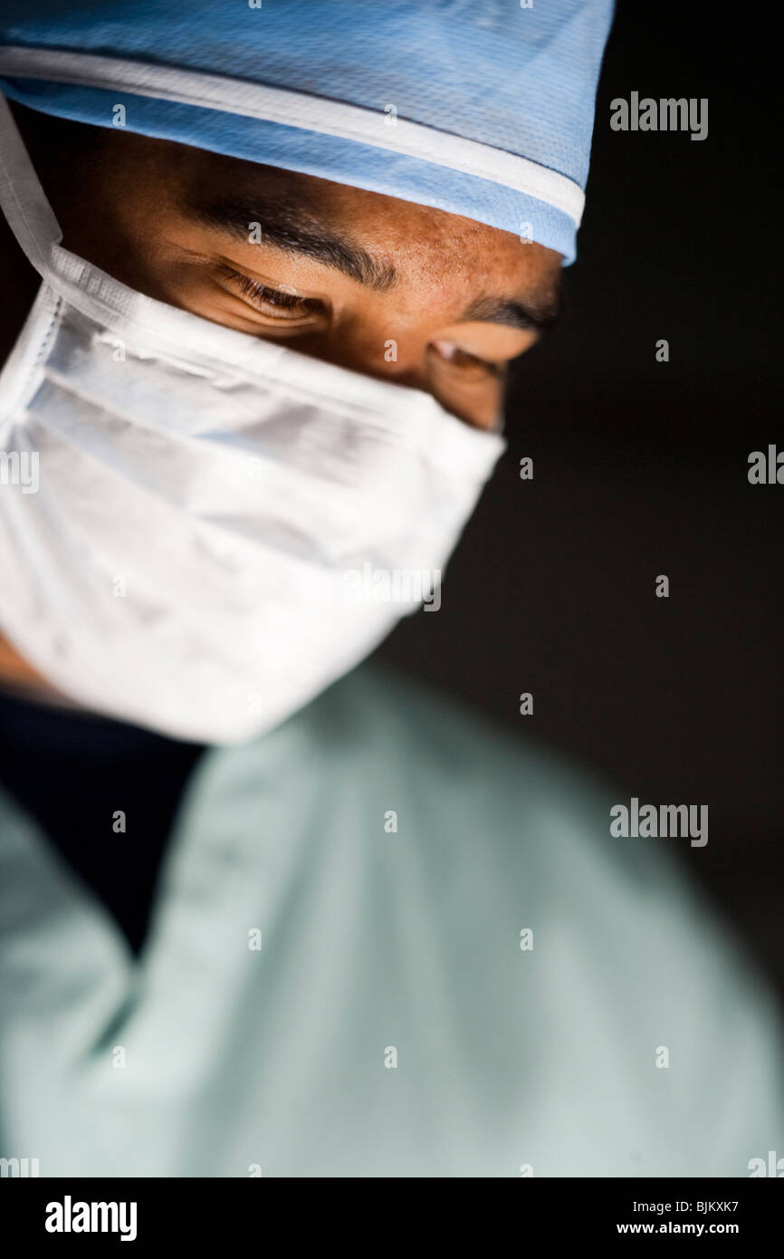 Male doctor in surgical scrubs Stock Photo - Alamy