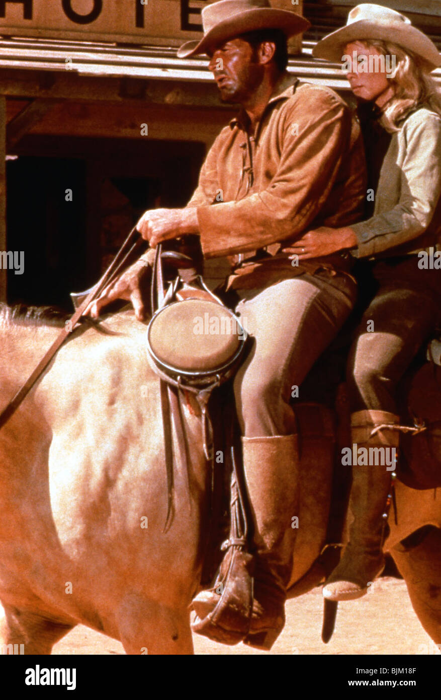 James garner bibi andersson duel hi-res stock photography and images ...