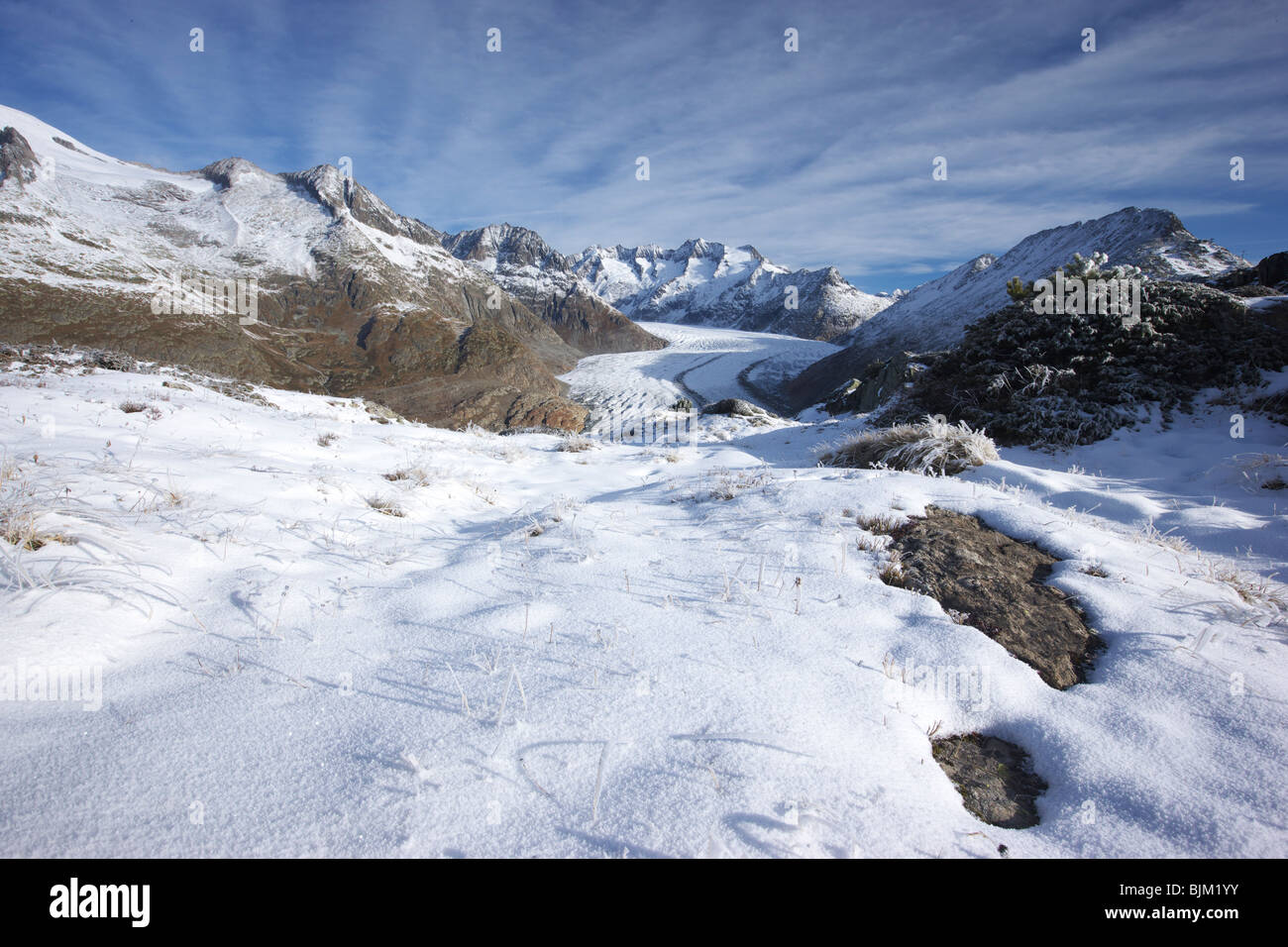 Berge am aletschgletscher hi-res stock photography and images - Alamy