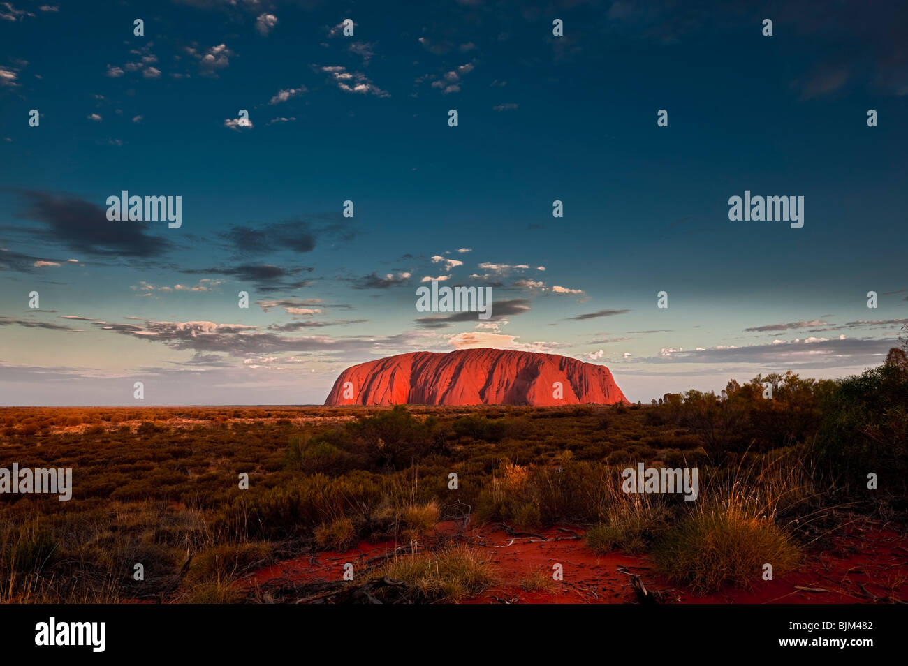 Ayers rock hi-res stock photography and images - Alamy