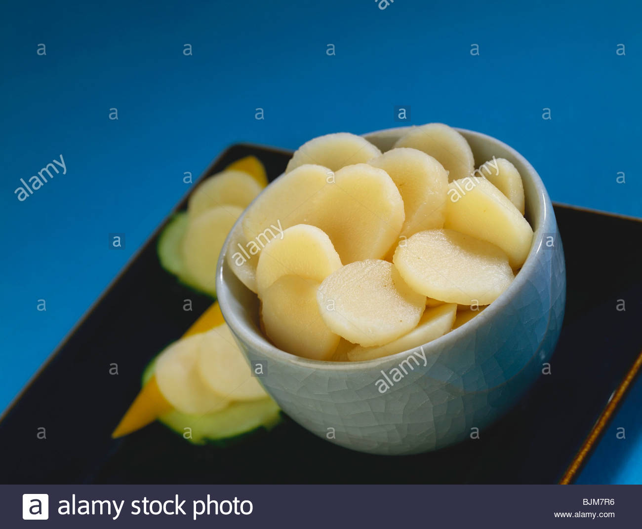 Water Chestnuts Stock Photos & Water Chestnuts Stock Images - Alamy