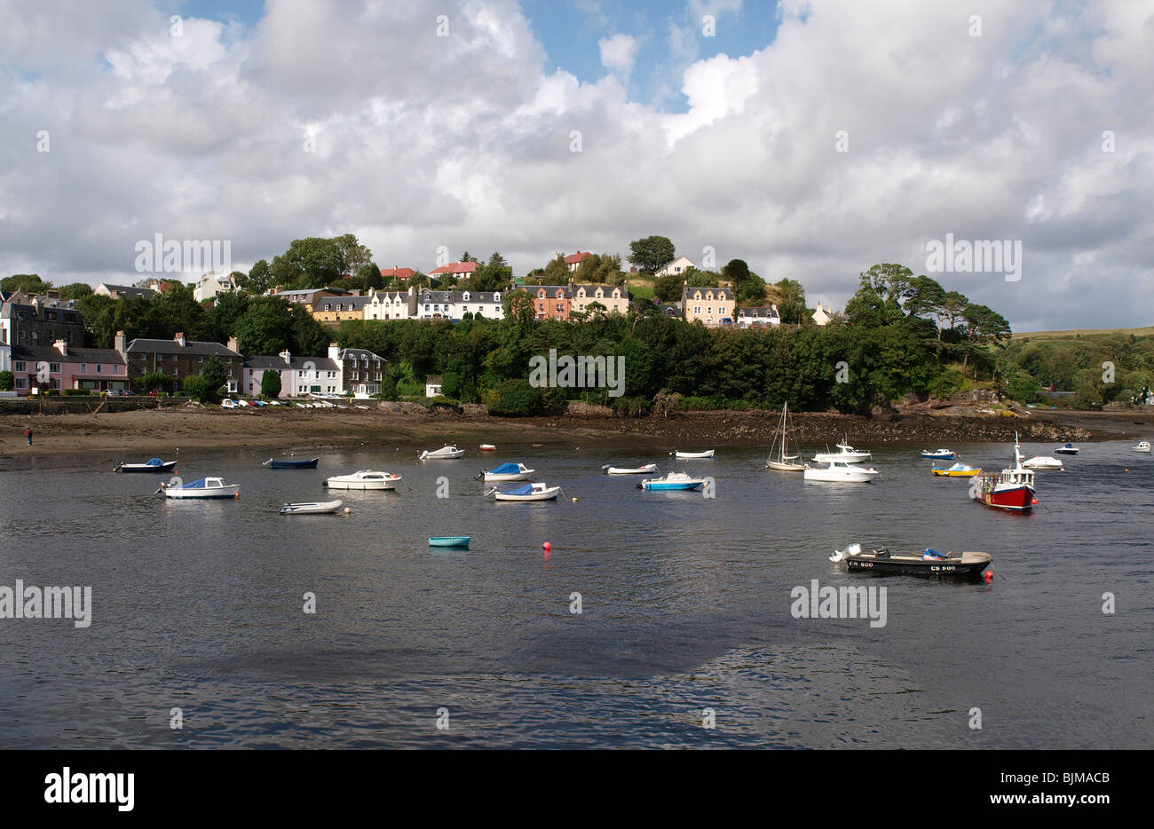 Portree harbour view in Skye island Stock Photo - Alamy