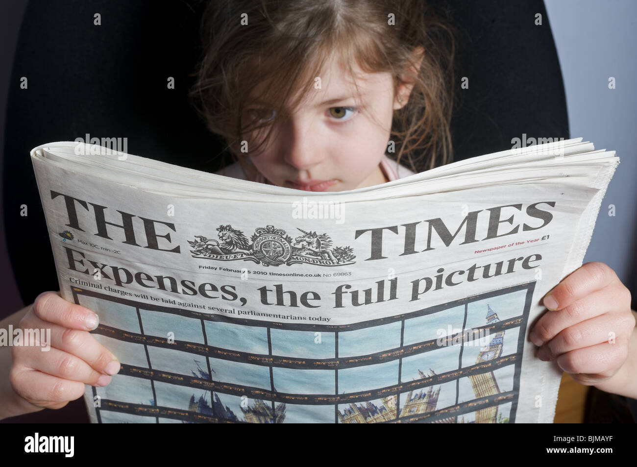 Newspaper headlines broadsheet hi-res stock photography and images - Alamy