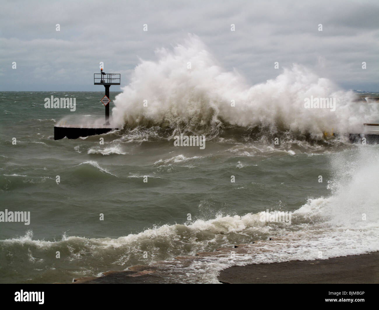 Lake Michigan during a near gale. Chicago, Illinois USA Stock Photo - Alamy