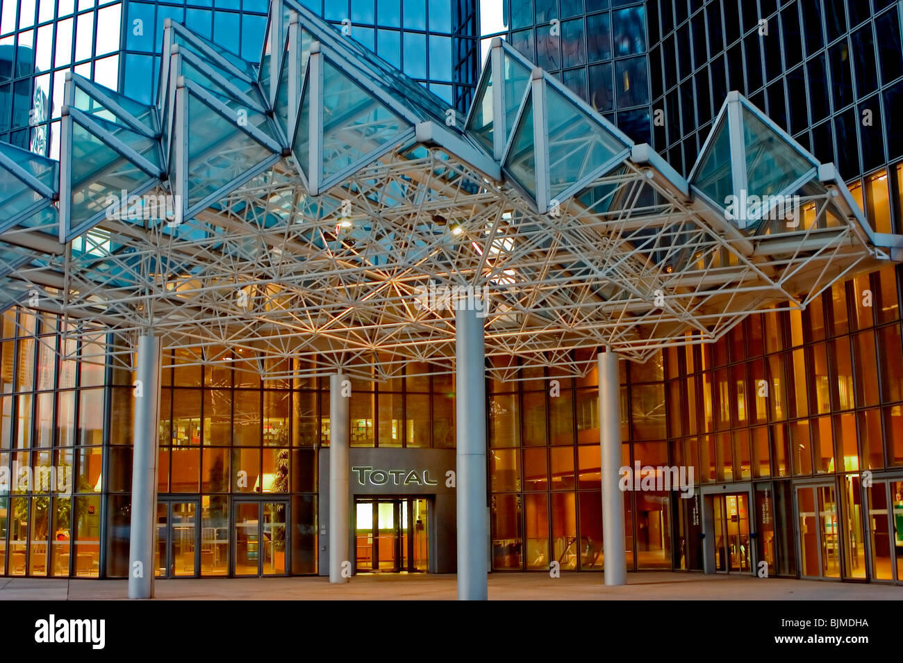 Corporate Headquarters Design High Resolution Stock Photography and ...