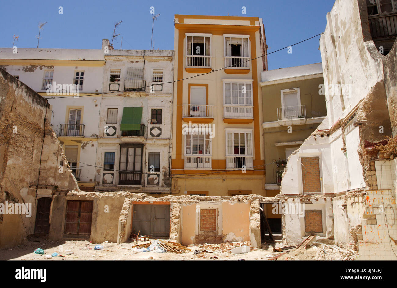Demolition area in the Old Town, Cadiz, Spain Stock Photo - Alamy