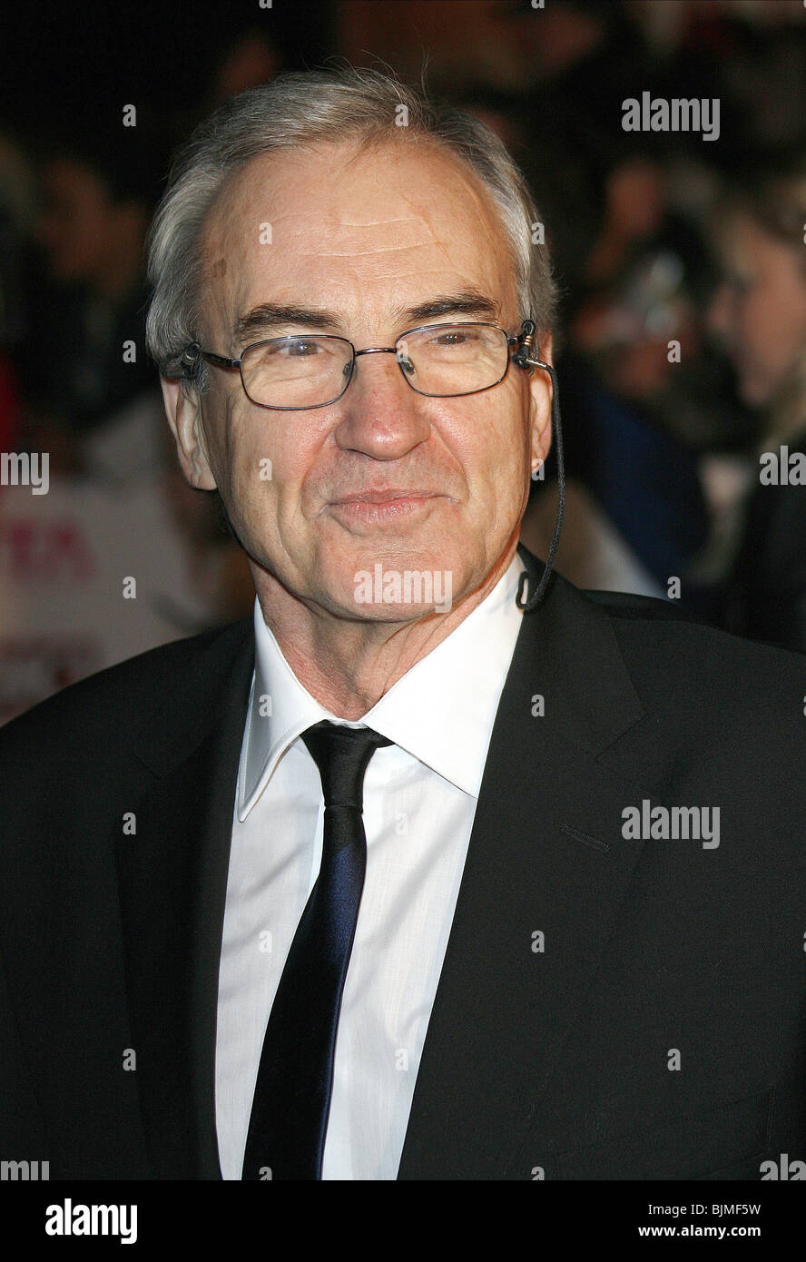 LARRY LAMB NATIONAL TELEVISION AWARDS 2008 THE ROYAL ALBERT HALL LONDON ...