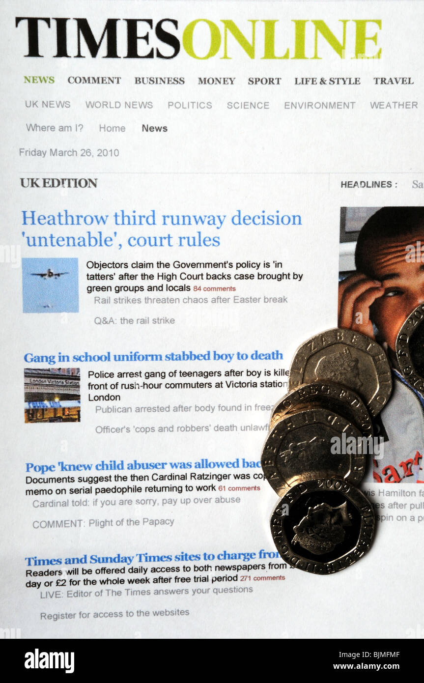 Paywall hi-res stock photography and images - Alamy