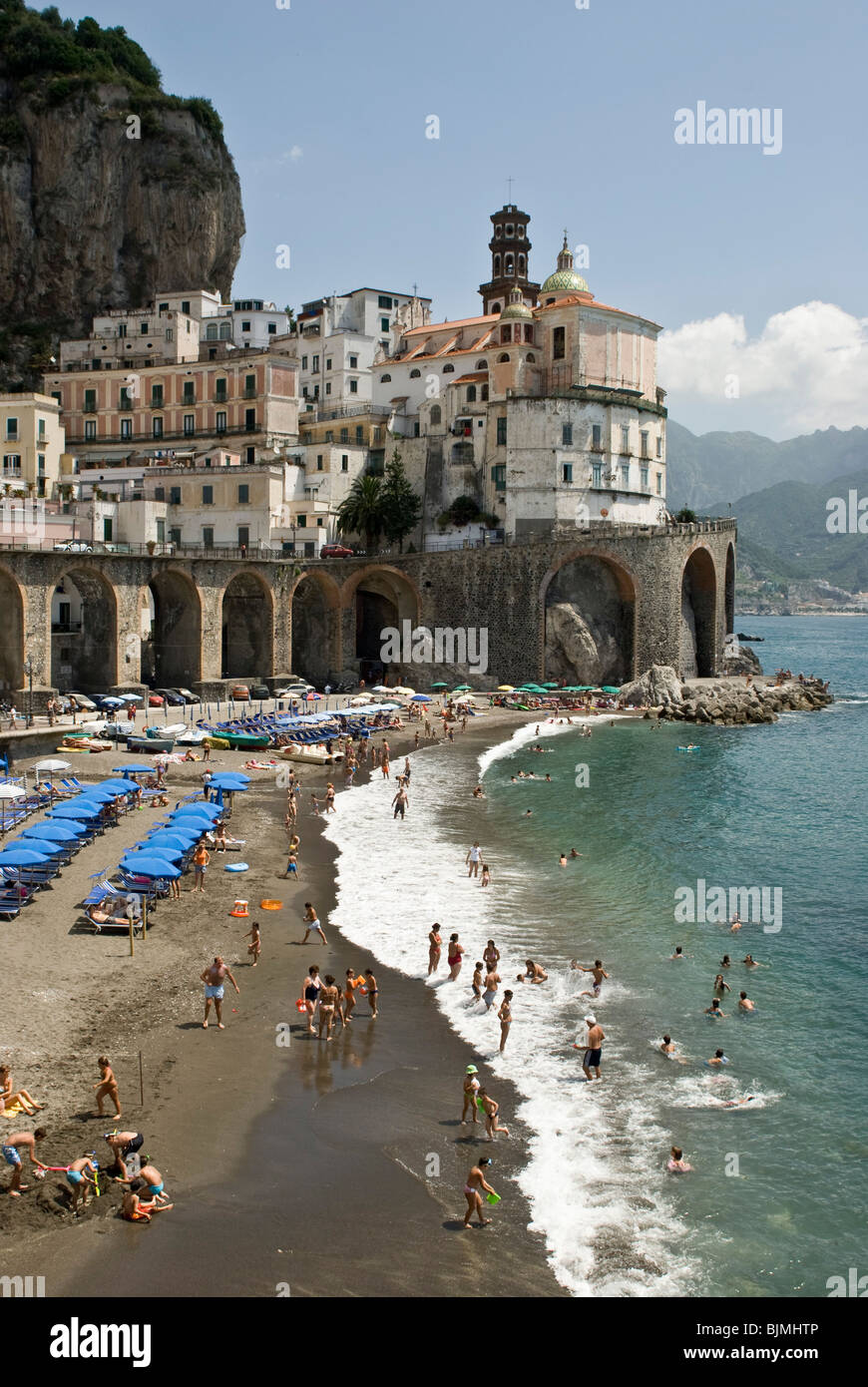 Italien, Kampanien, Amalfiküste, Atrani, Strand | Italy, Campania ...