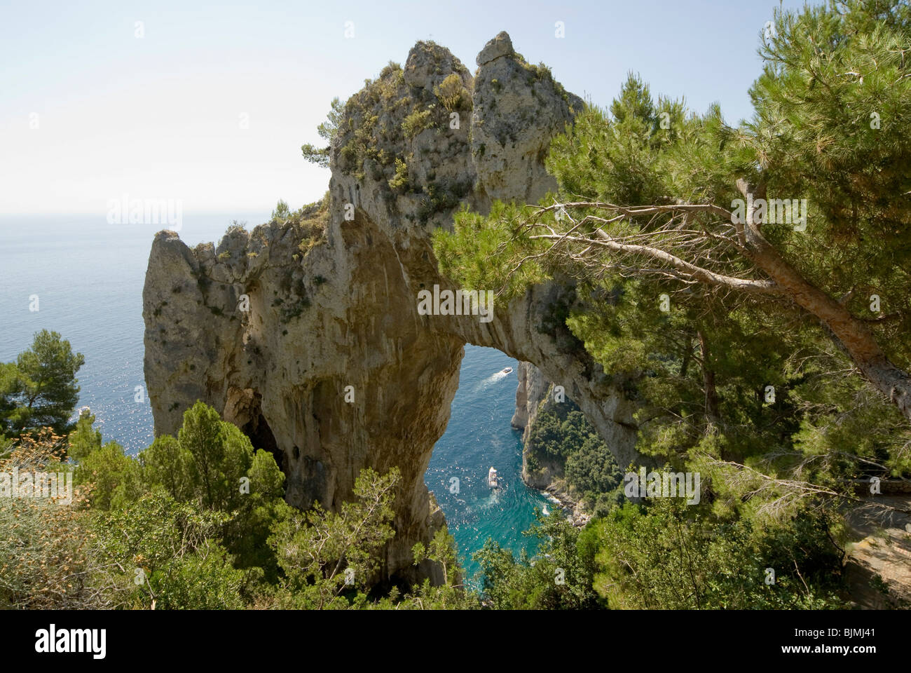 Rock gate hi-res stock photography and images - Alamy