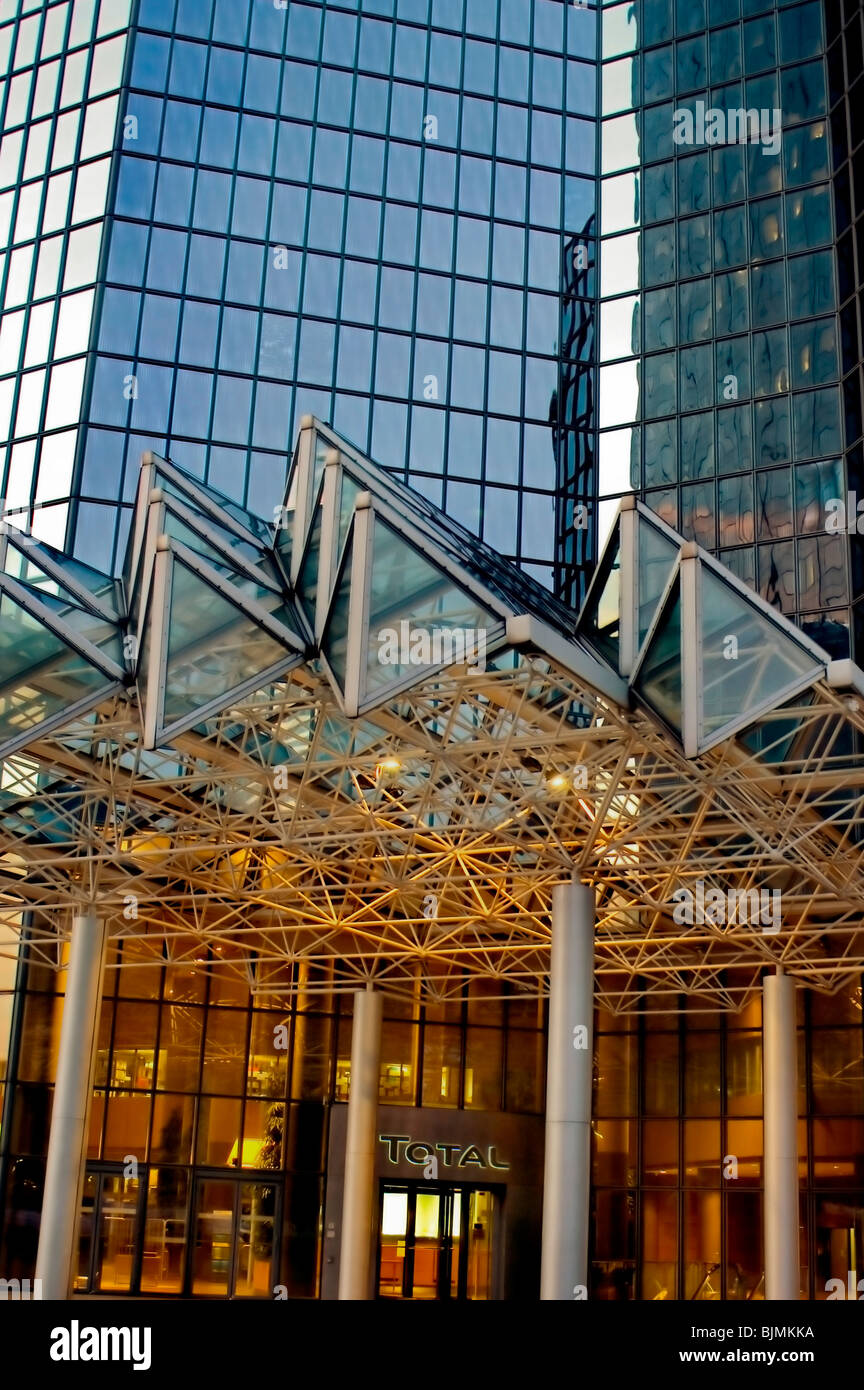 Headquarters french hi-res stock photography and images - Alamy