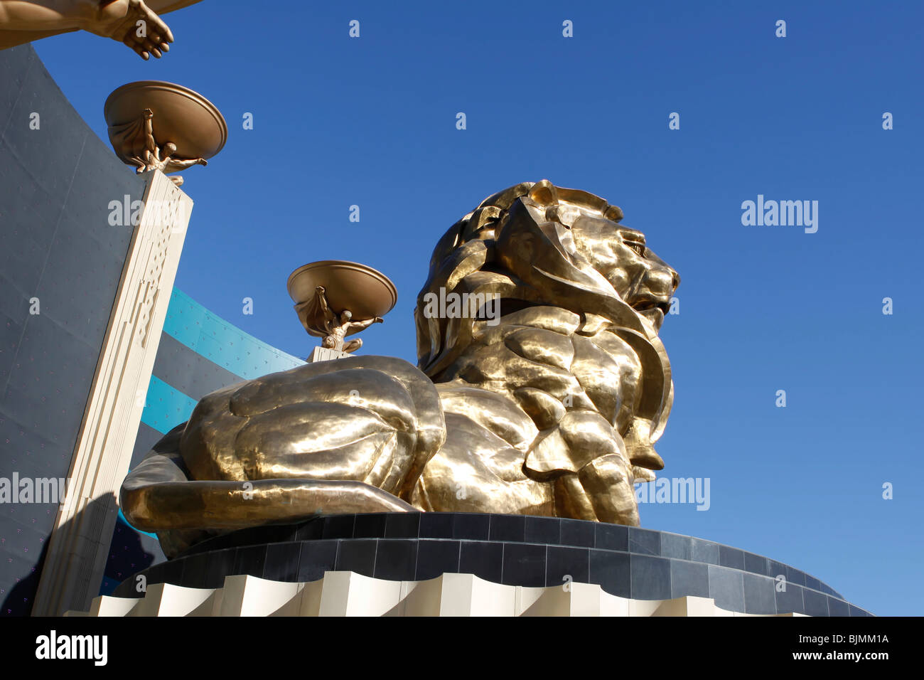 Mgm leo the lion hi-res stock photography and images - Alamy