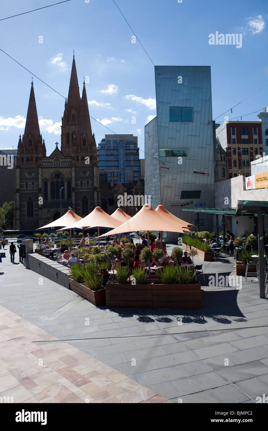 Melbourne outdoor cafe hi-res stock photography and images - Alamy