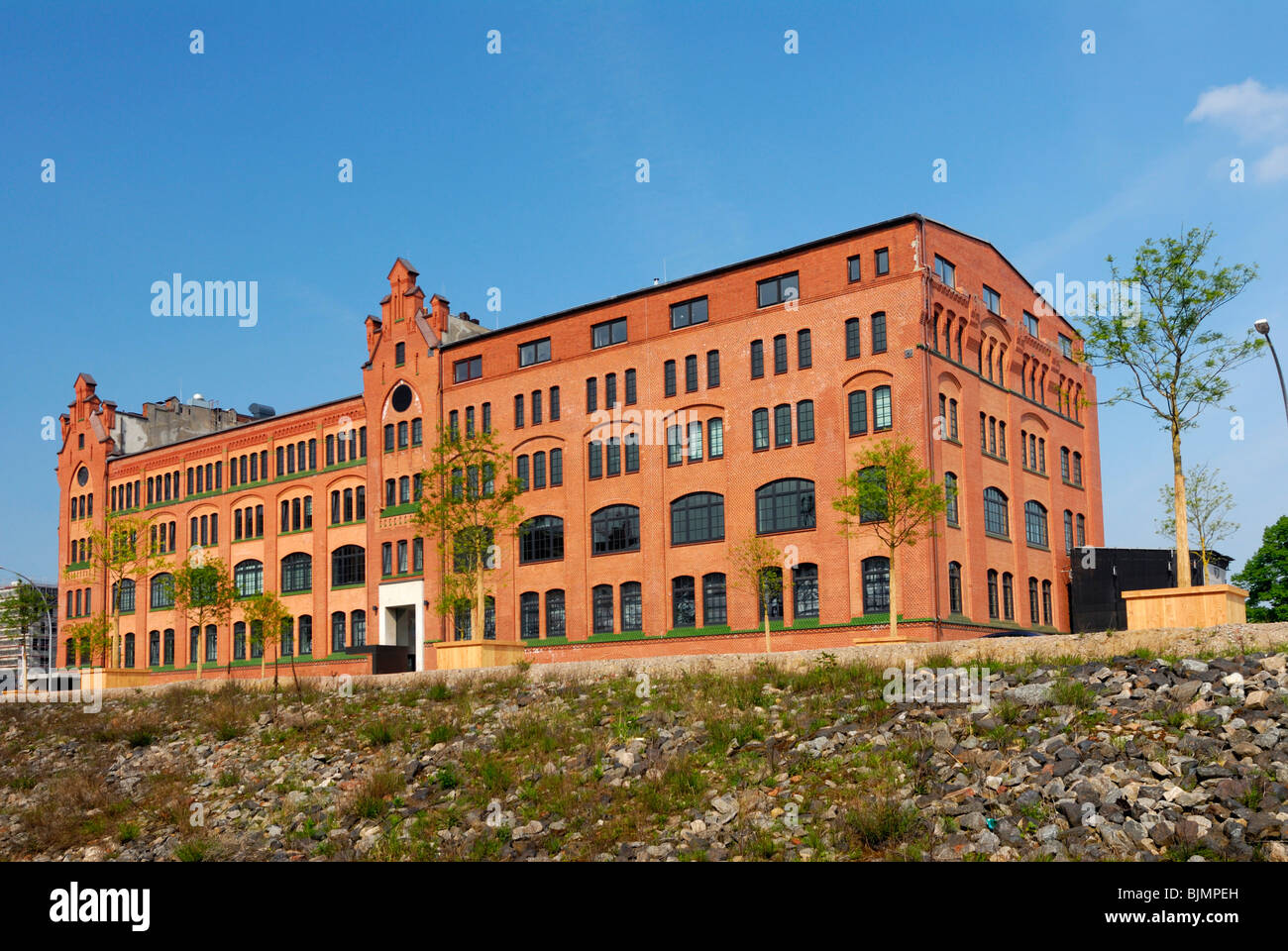 Storehouse at Lohseplatz square in the Hafencity quarter in Hamburg ...