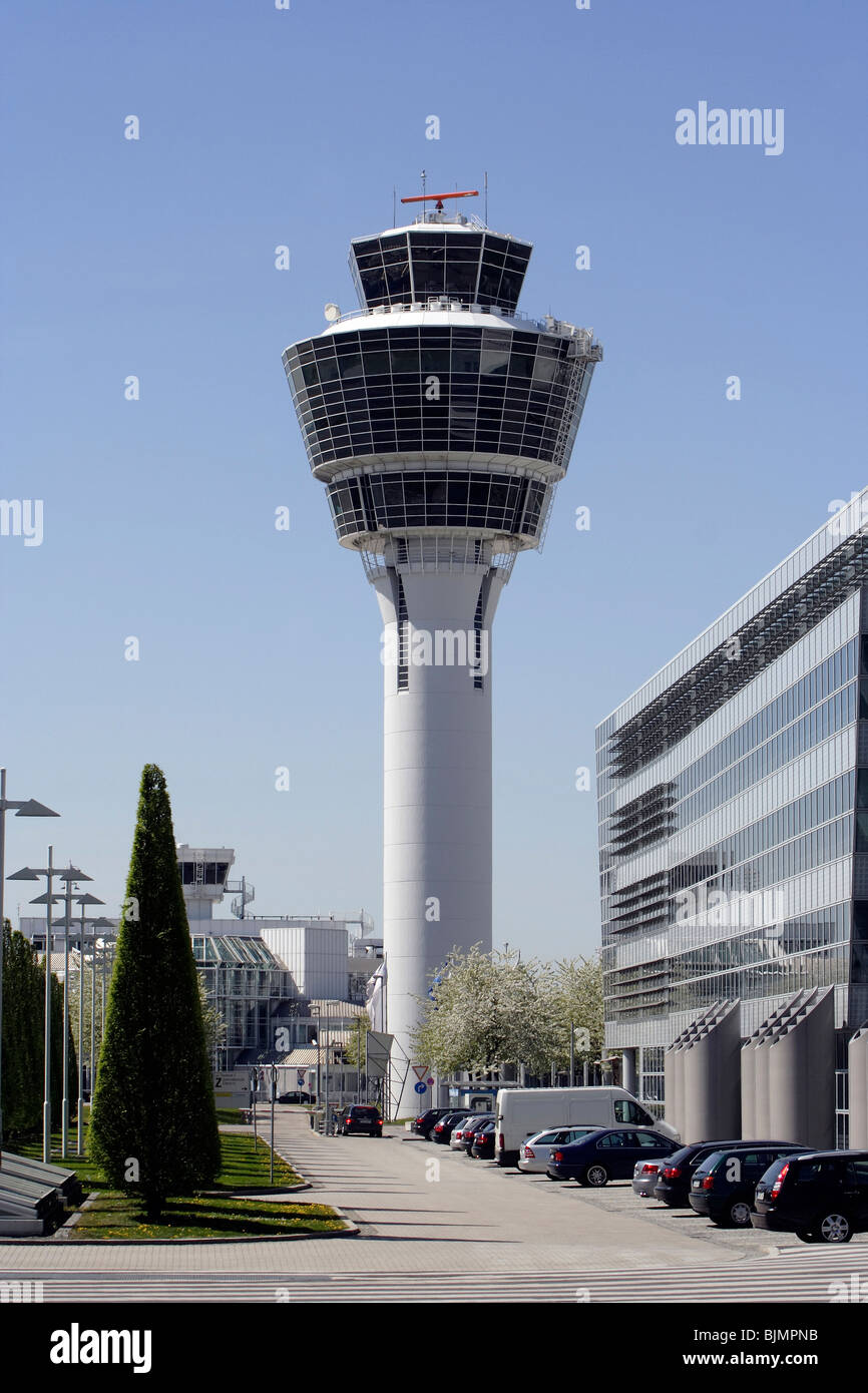 Control tower at the Franz Josef Strauss Airport, Munich, Germany Stock ...