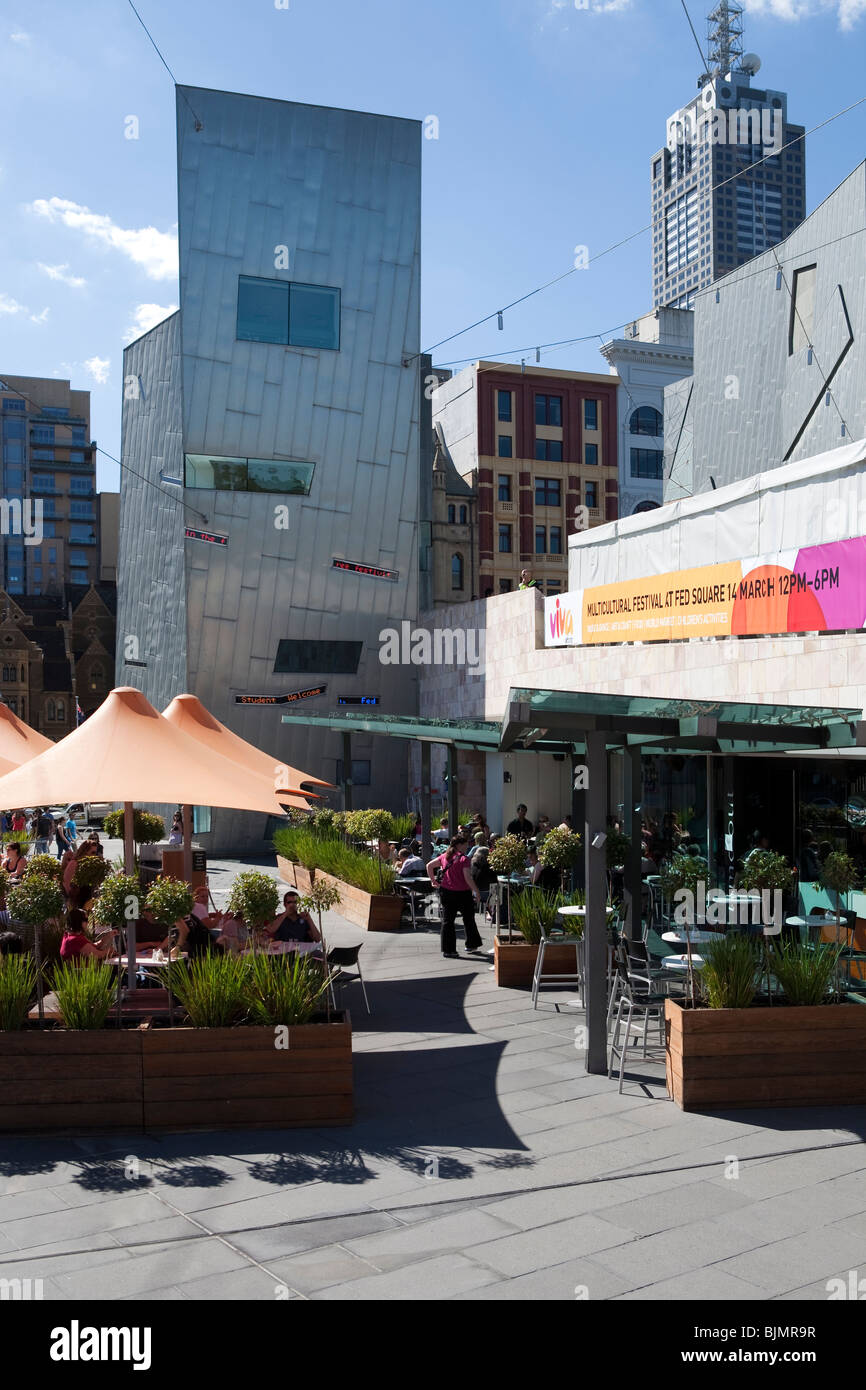 Melbourne outdoor cafe hi-res stock photography and images - Alamy