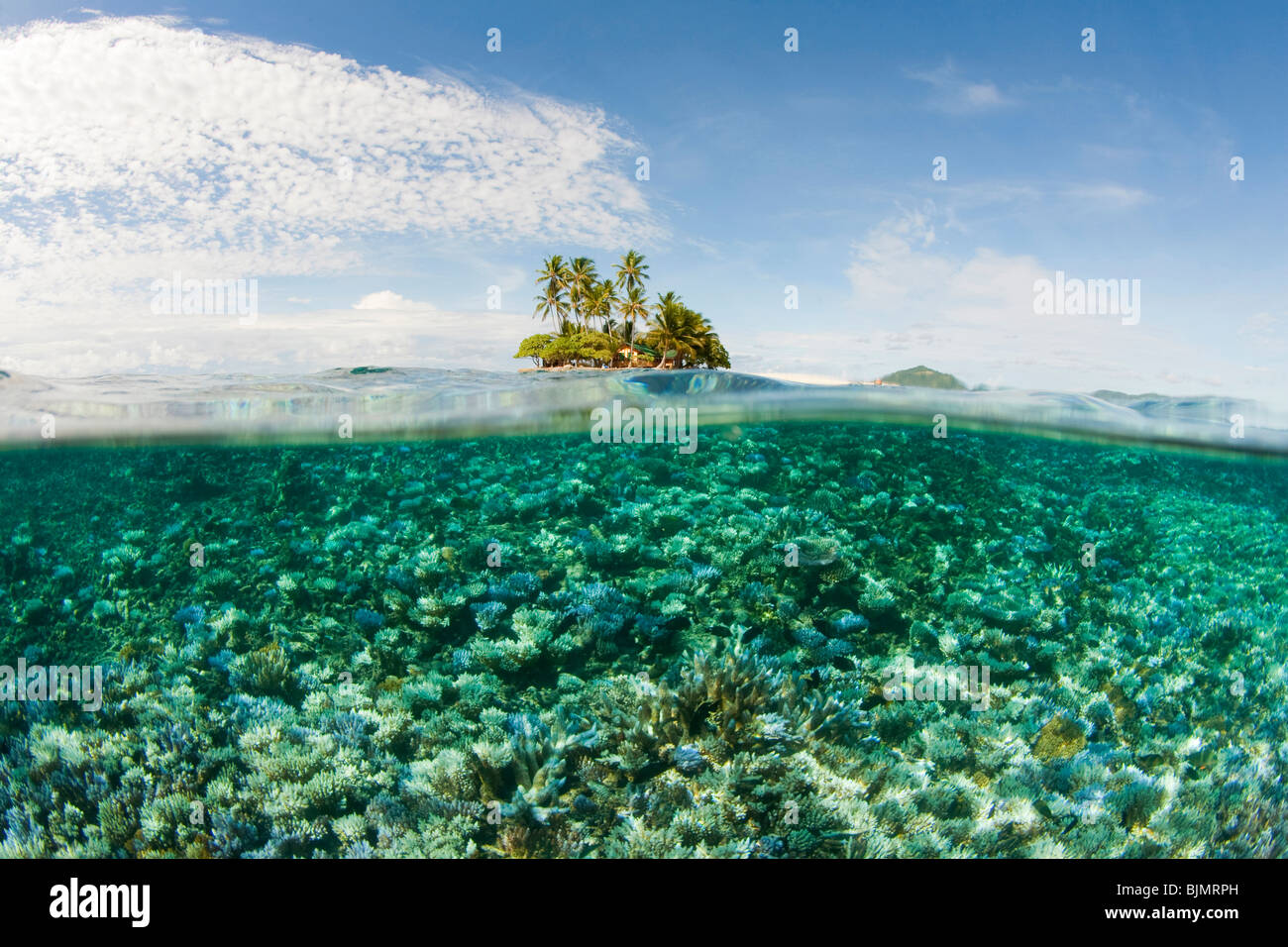 Chuuk island people hi-res stock photography and images - Alamy